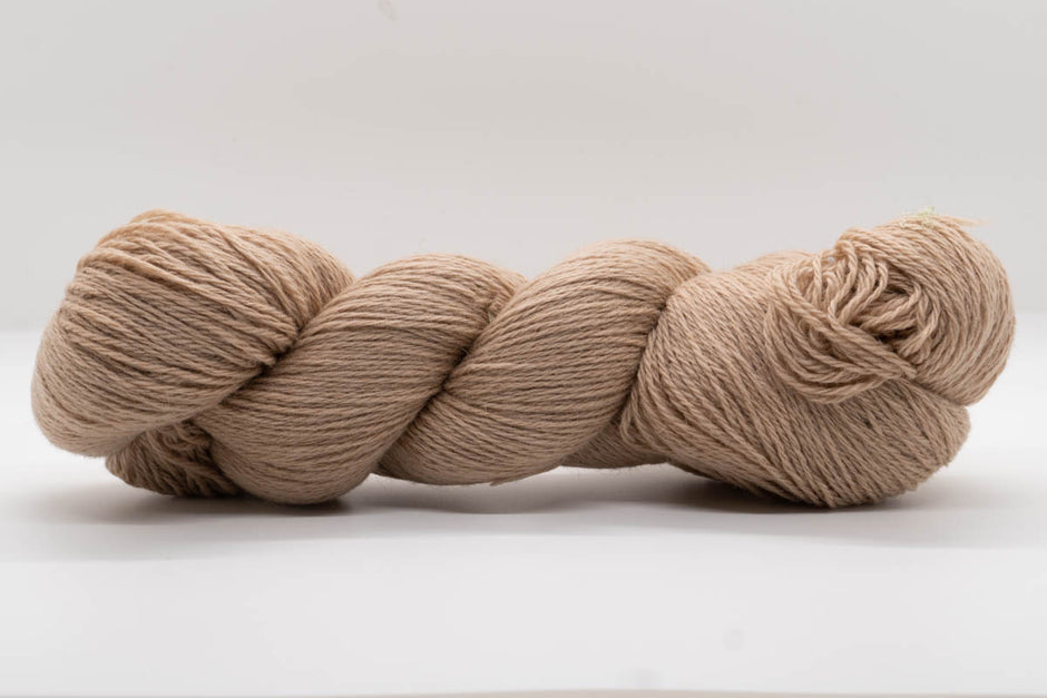 Fingering Weight Knitting Yarn – ULA+LIA