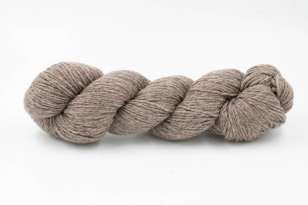 Baby Yak Wool Yarn - Undyed Platinum Gray - DK – ULA+LIA